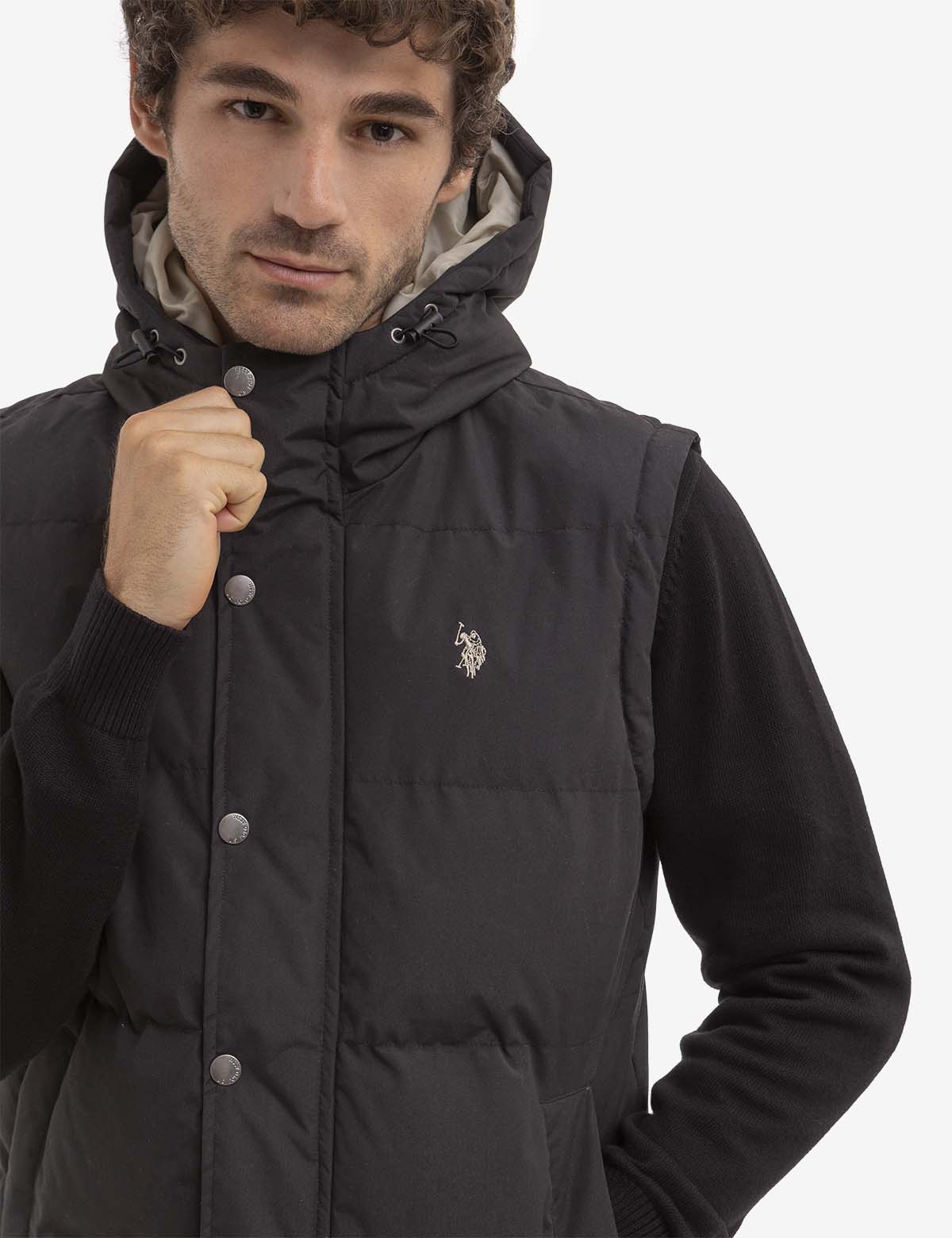 HOODED PUFFER VEST– U.S. Polo Assn.