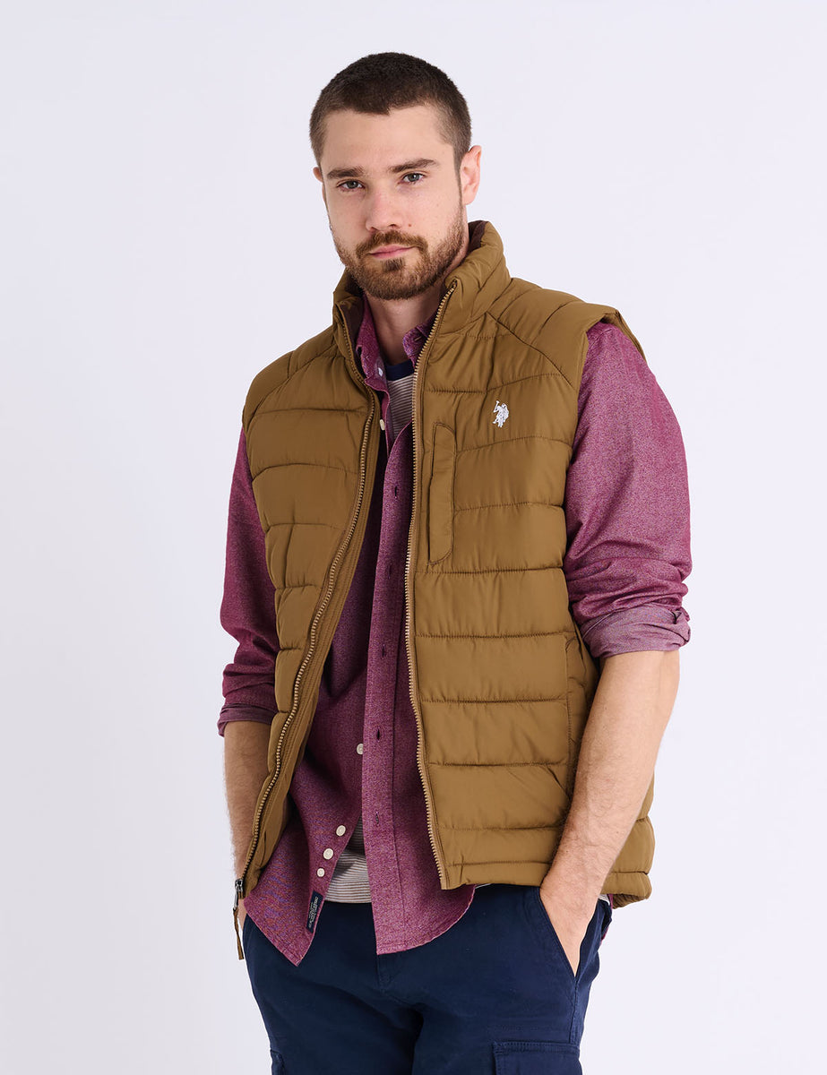 CHANNEL QUILTED PACKABLE VEST– U.S. Polo Assn.