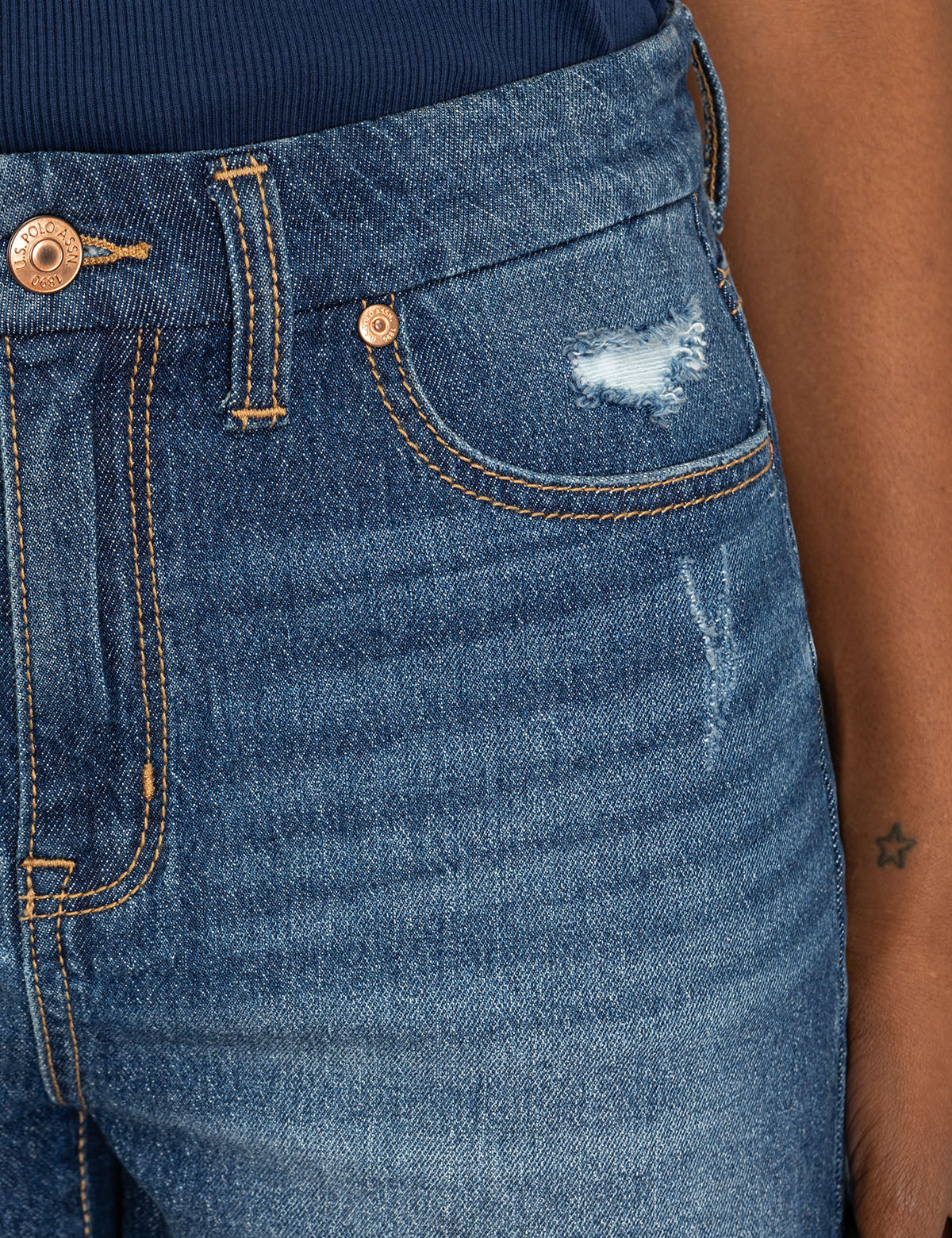 HIGH RISE CURVY SHORT WITH RAW HEM– U.S. Polo Assn.