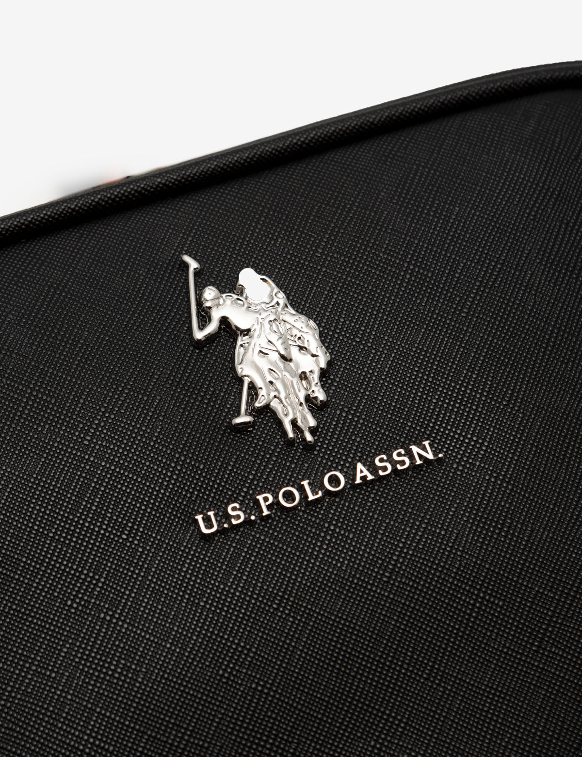 CLASSIC ZIP CROSSBODY BAG– U.S. Polo Assn.