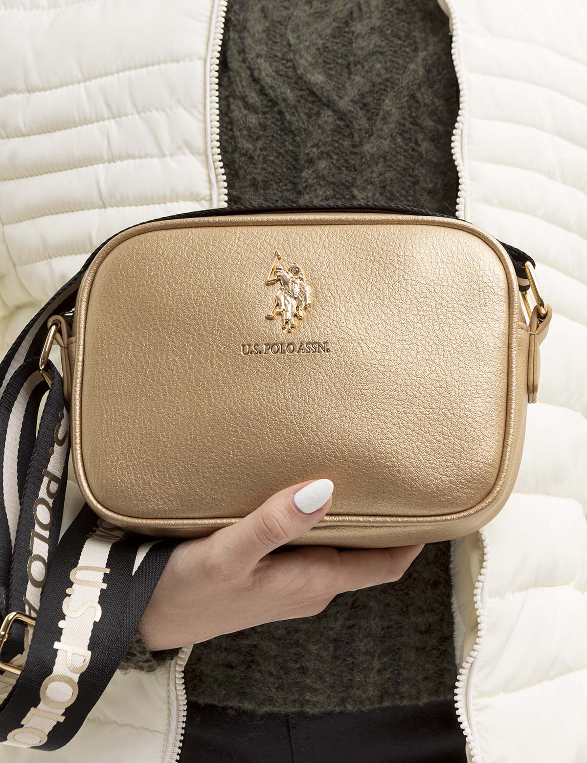 CLASSIC ZIP METALLIC CROSSBODY BAG– U.S. Polo Assn.