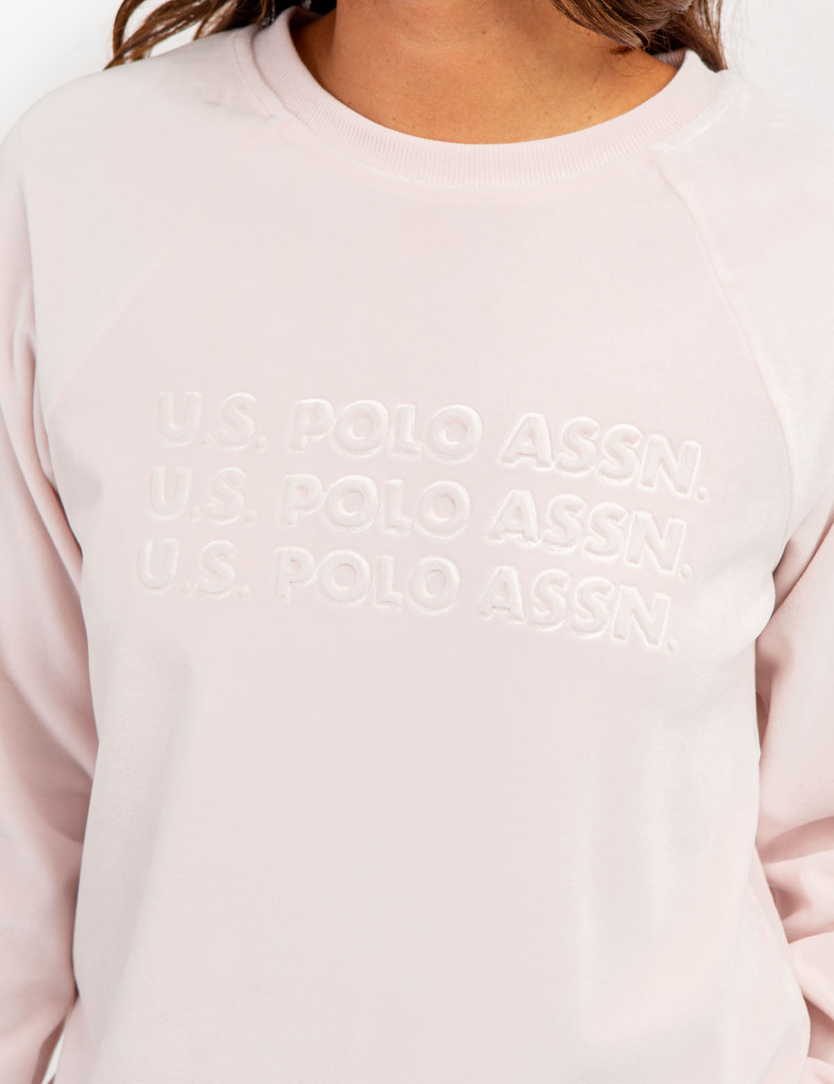 VELOUR LOGO CREW NECK PULLOVER– U.S. Polo Assn.