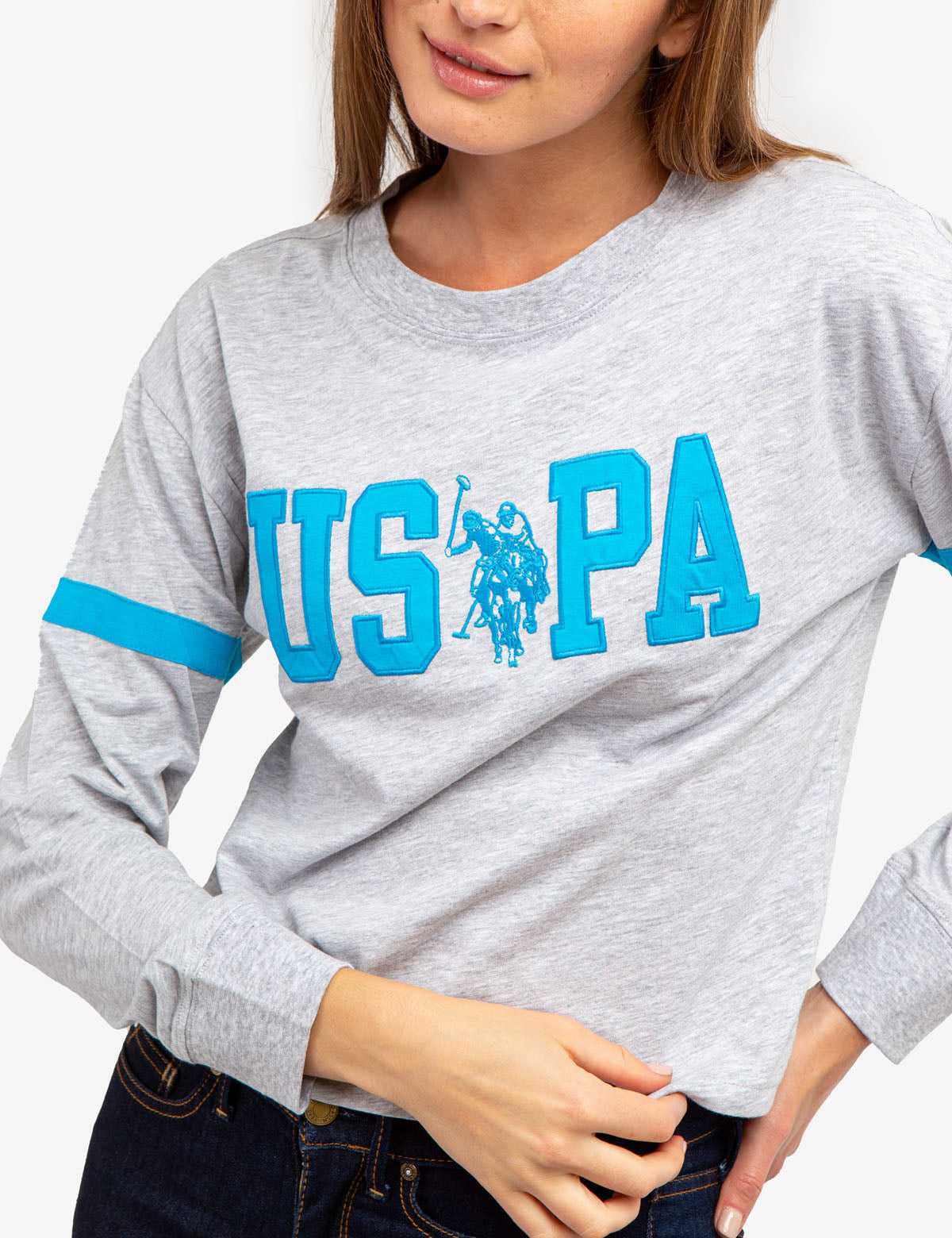 LONG SLEEVE USPA APPLIQUE CROPPED T-SHIRT– U.S. Polo Assn.